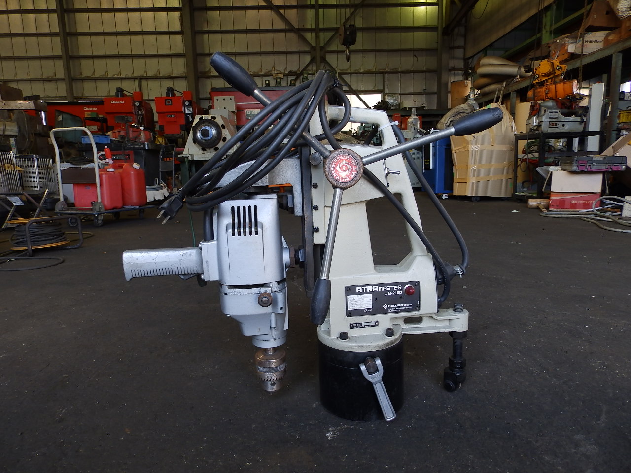 中古機械の商社 日東産業